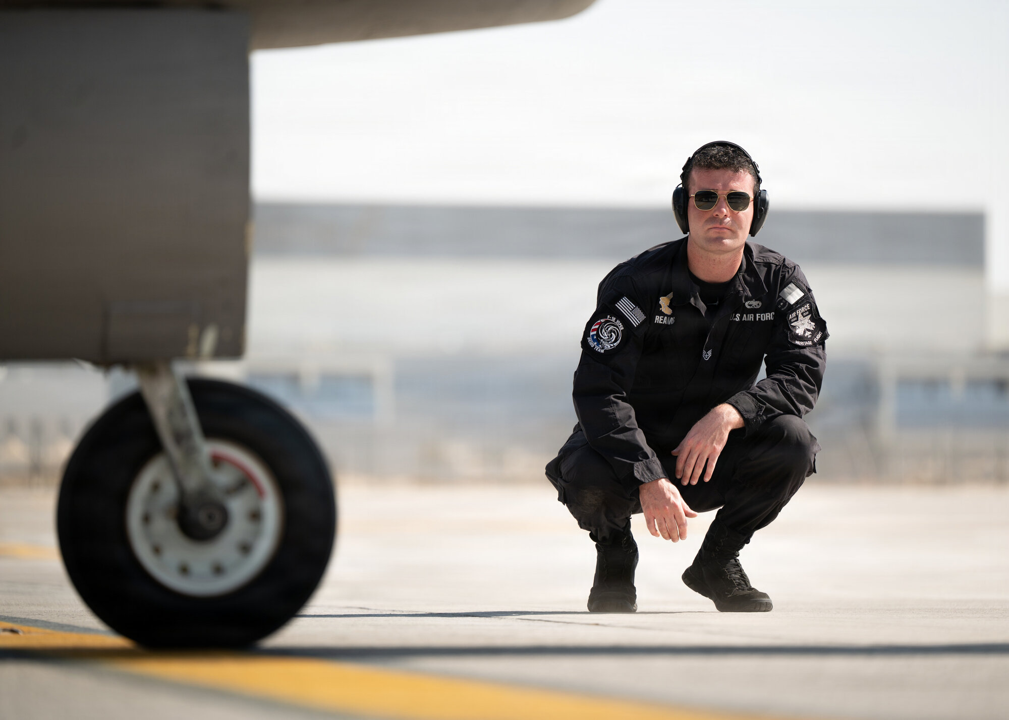 F-16 Vipers perform at Dubai Airshow 2025 - The Sumter Item